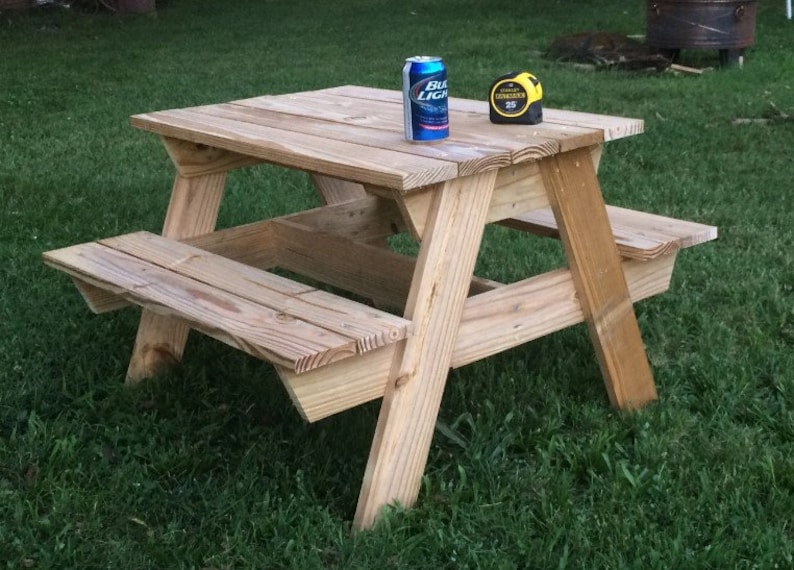 Kids Picnic Table DIY Plans: Easy Small Children's Garden Table (PDF ...