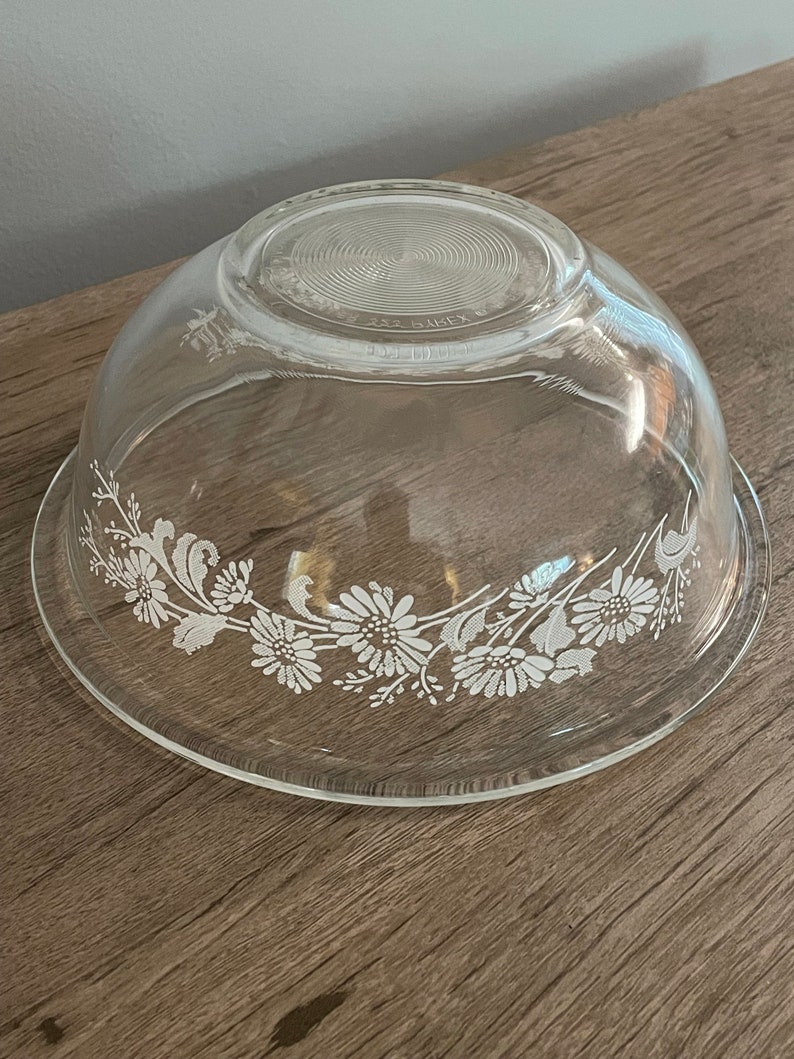 Vintage Pyrex Colonial Mist Mixing Bowl - Etsy