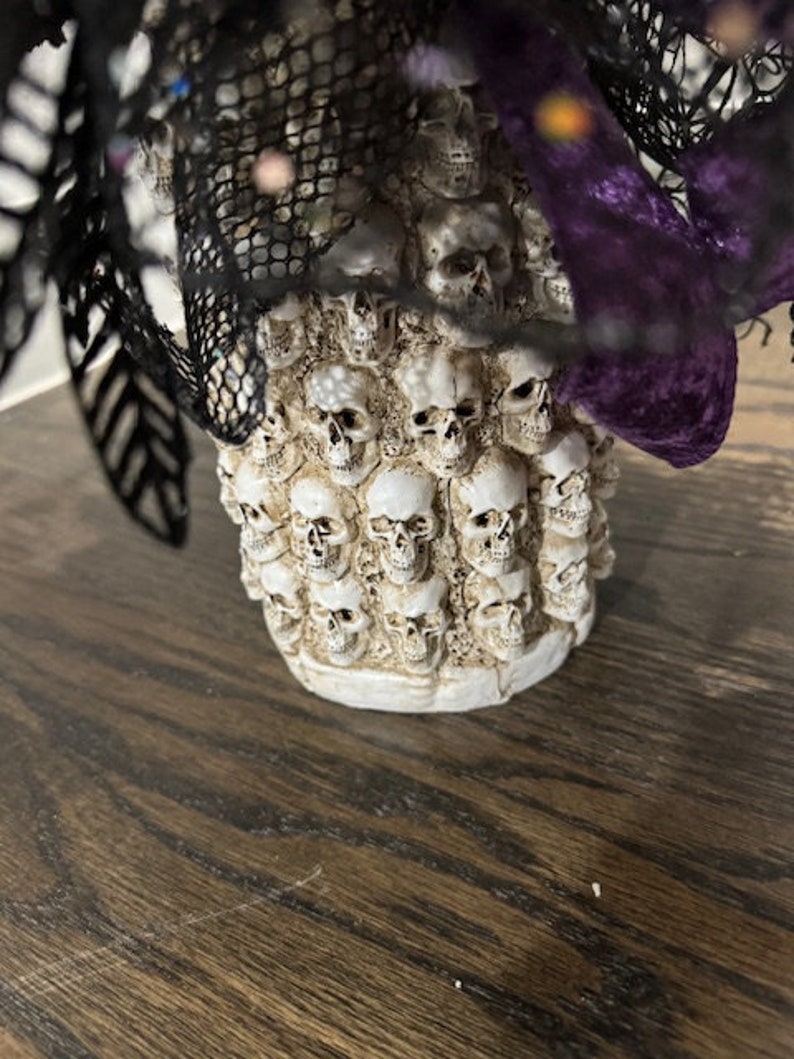 Spooky Skeleton Centerpiece - Etsy