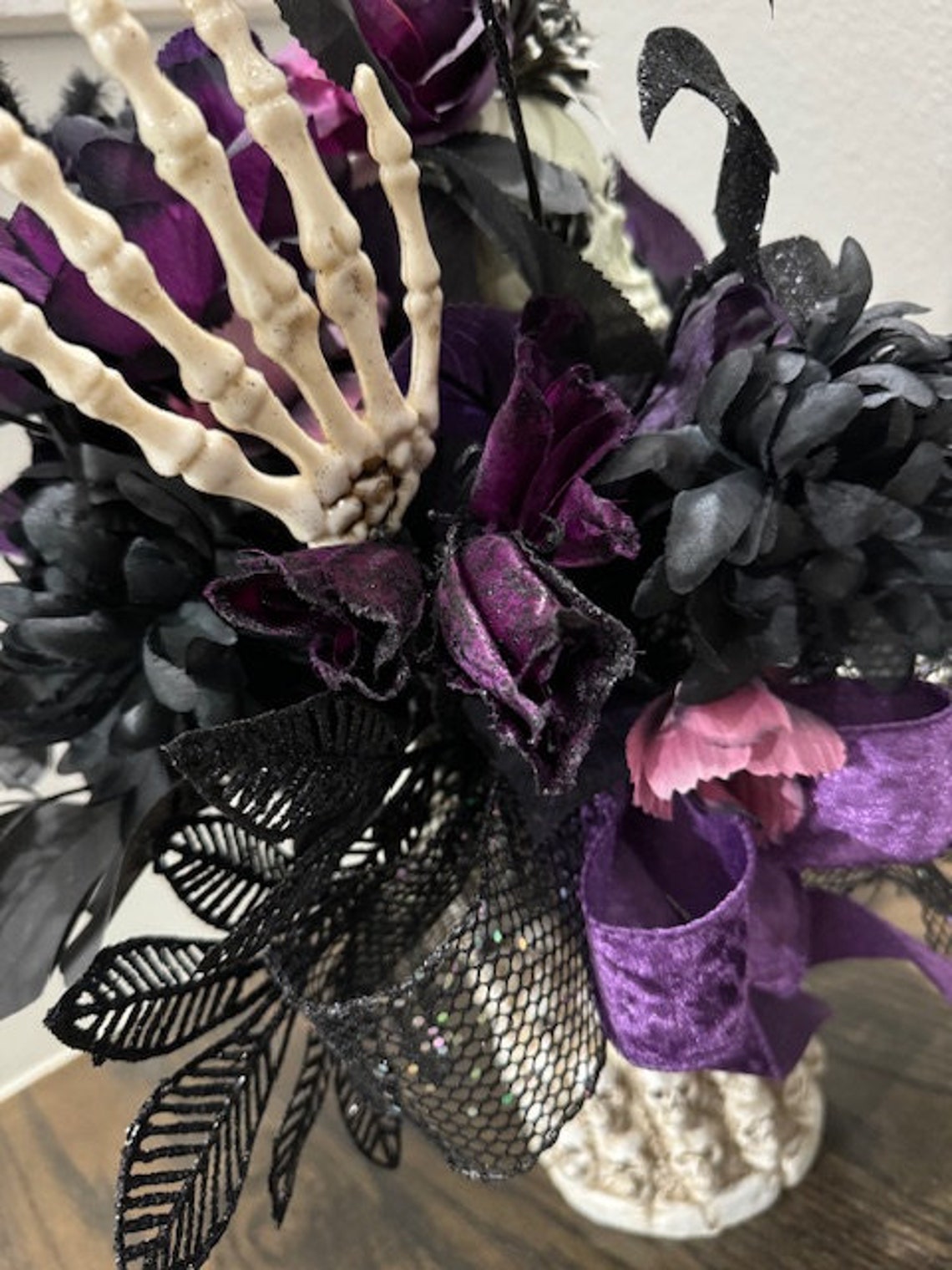 Spooky Skeleton Centerpiece - Etsy