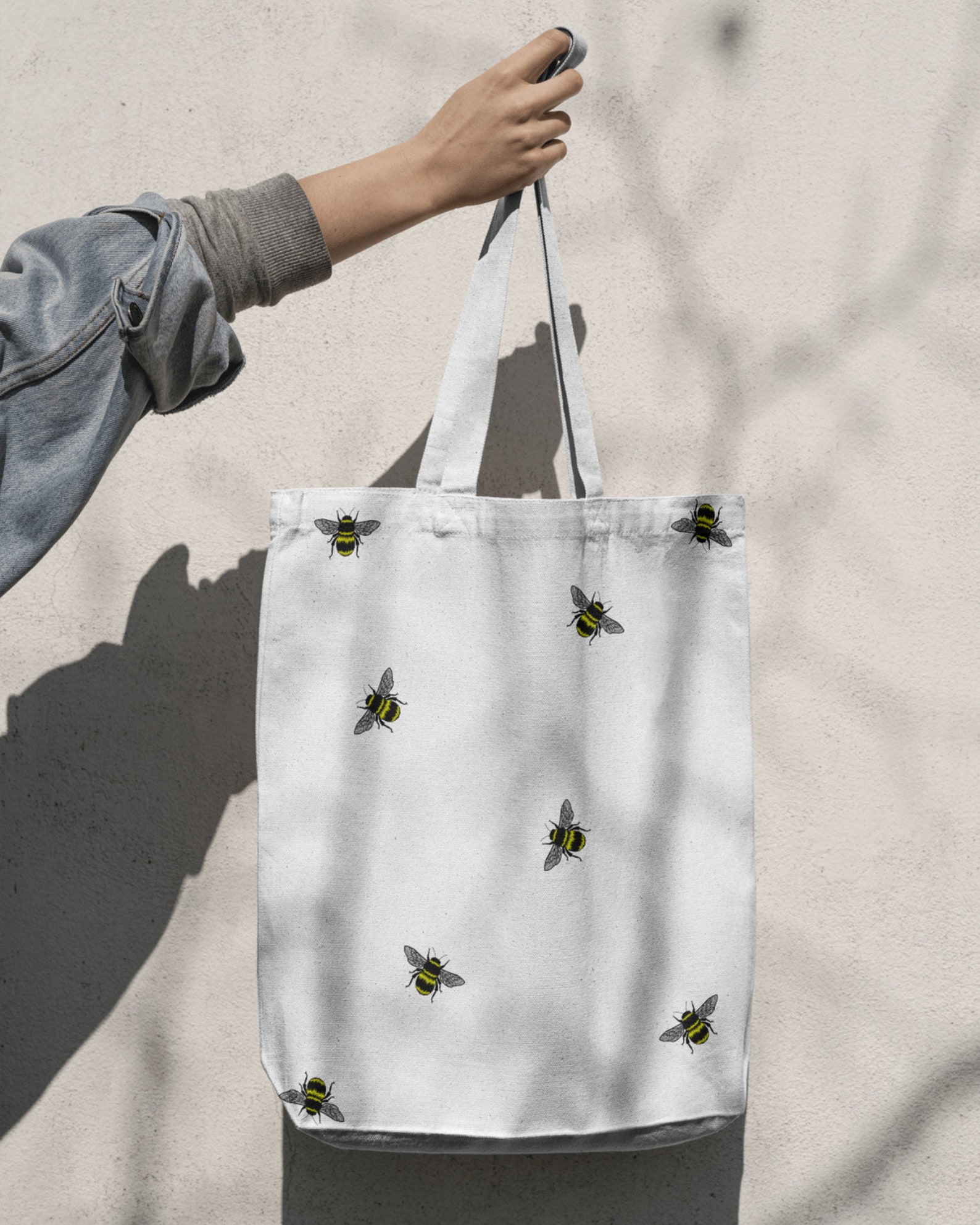 Cute Bee Embroidery Design Bee Machine Embroidery Design Bee Embroidery ...