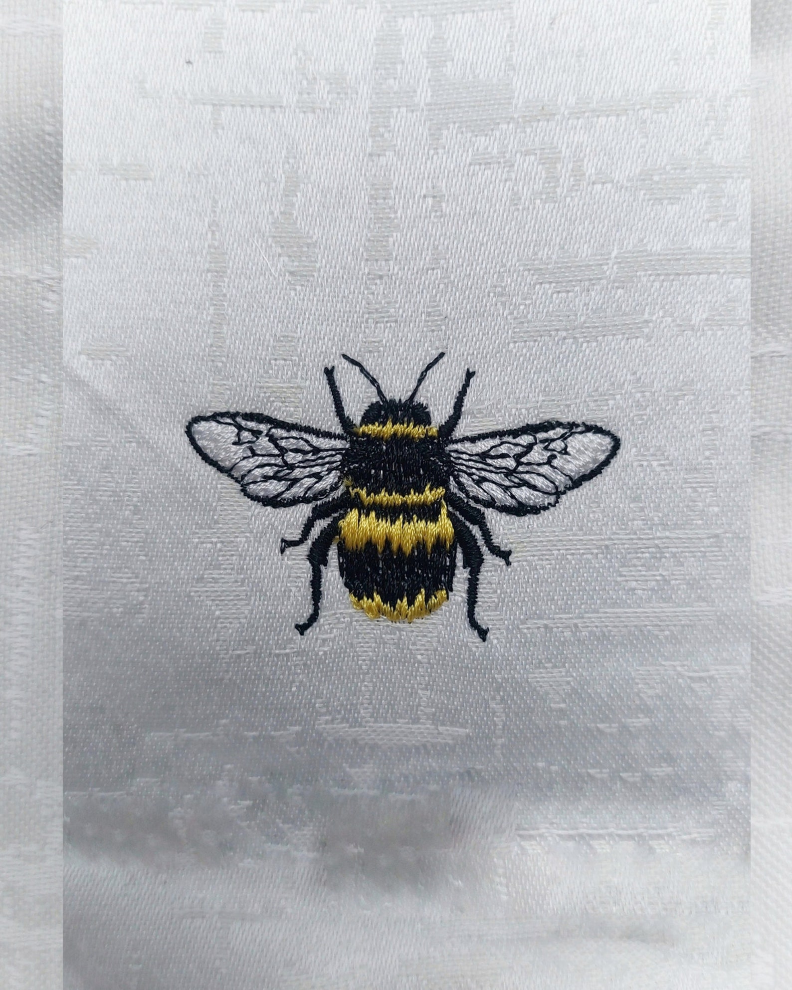 Cute Bee Embroidery Design Bee Machine Embroidery Design Bee Embroidery ...