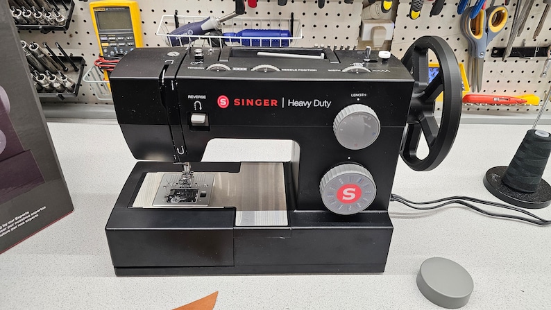 Upgraded Hand Wheel for Singer Models 4452, 4432, 4423, 4411, HD, HD ...