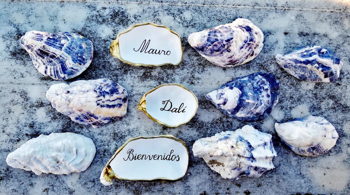 Personalized Oyster Shells With Calligraphy Names, Gold/silver Edges ...