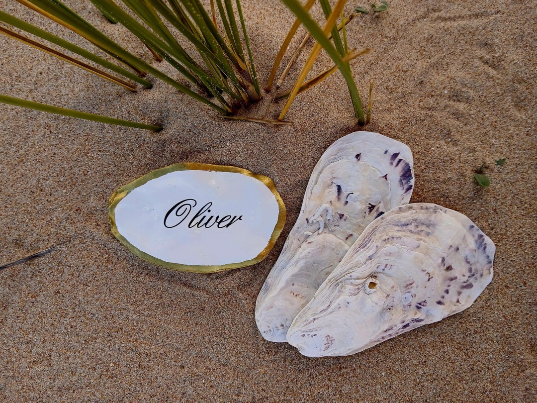 Personalized Flat Oyster Shells – Custom Name Place Card, Gold/silver ...