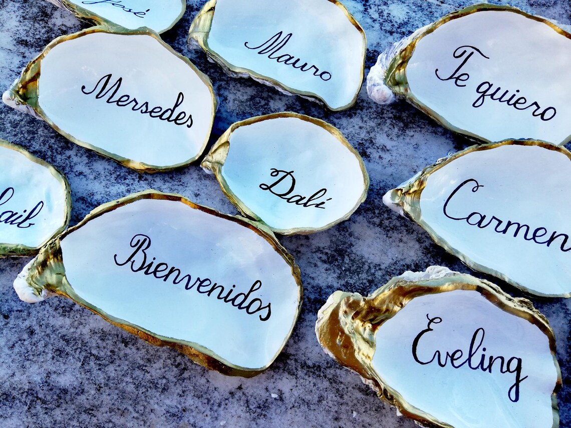 Personalized Oyster Shells With Calligraphy Names, Gold/silver Edges ...