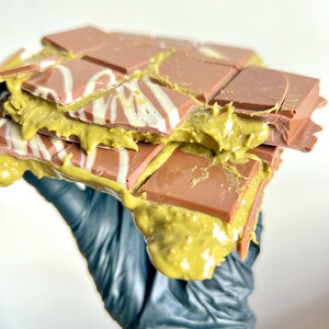 Large Kunafa [knafeh] Pistachio Milk Chocolate Bar - Inspired by the ...