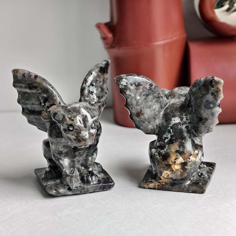 Natural Yooperlite Carved Gargoyle,crystal Gargoyle,gargoyle Carving ...