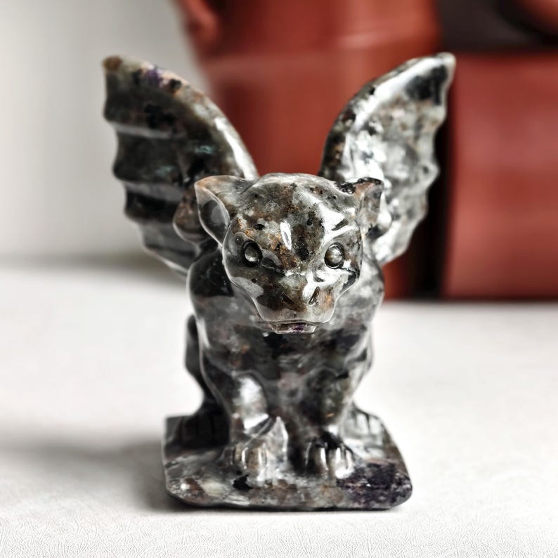 Natural Yooperlite Carved Gargoyle,crystal Gargoyle,gargoyle Carving ...