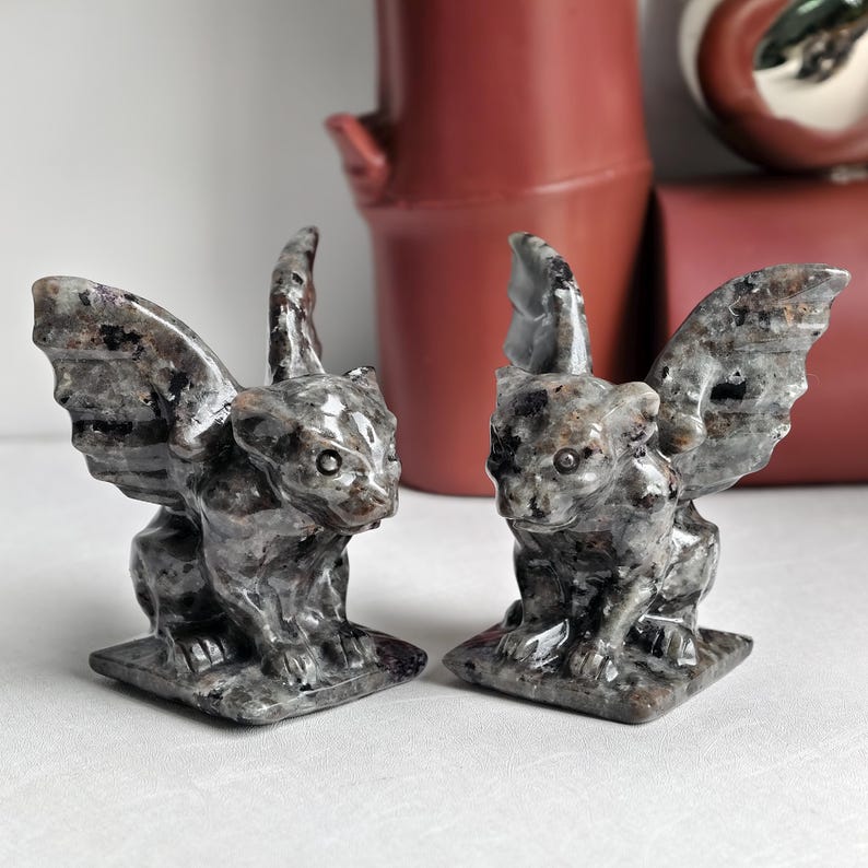 Natural Yooperlite Carved Gargoyle,crystal Gargoyle,gargoyle Carving ...