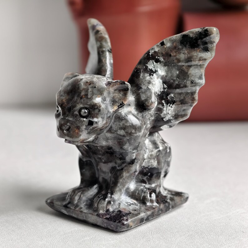 Natural Yooperlite Carved Gargoyle,crystal Gargoyle,gargoyle Carving ...
