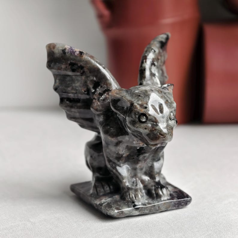 Natural Yooperlite Carved Gargoyle,crystal Gargoyle,gargoyle Carving ...