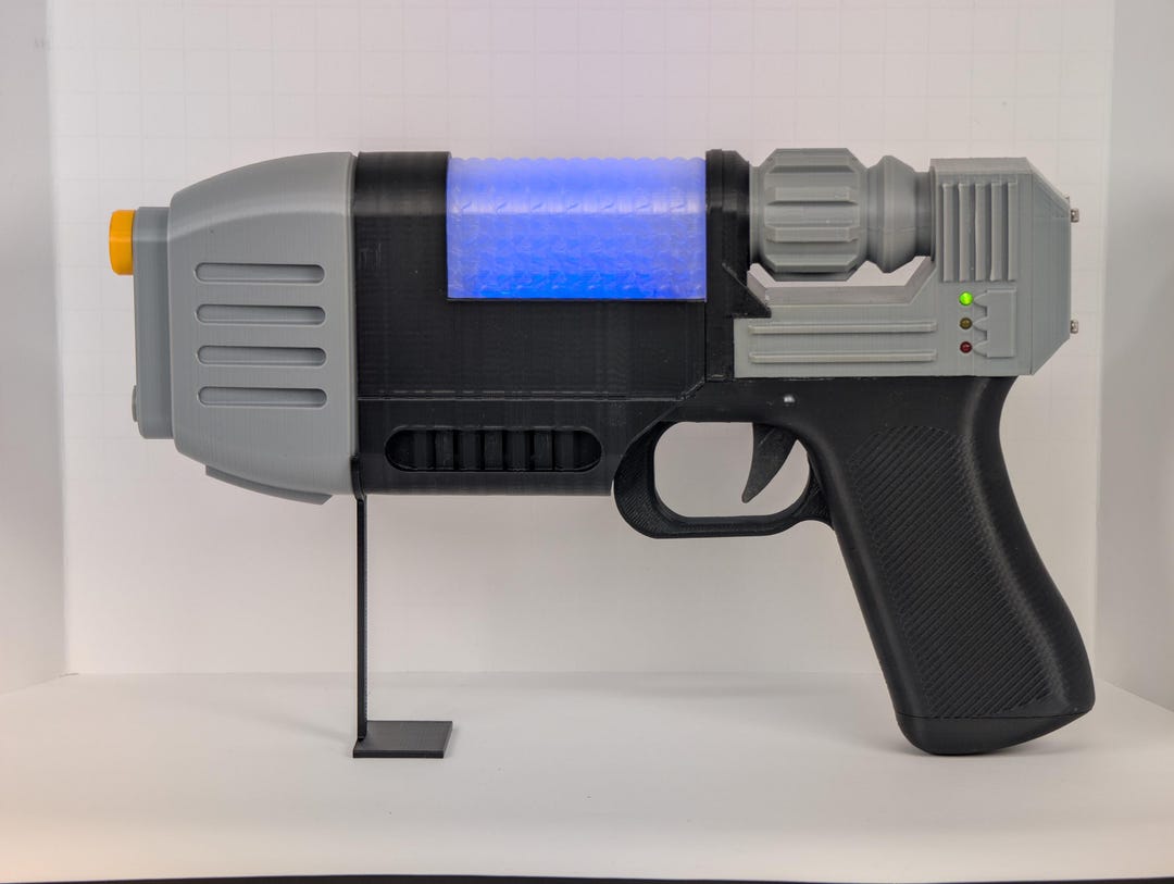 Prop Plasma Pistol for Cosplay - Etsy