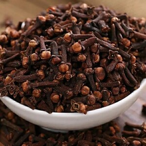Organic Whole Cloves: Gourmet Culinary Spice - Etsy