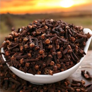 Organic Whole Cloves: Gourmet Culinary Spice - Etsy