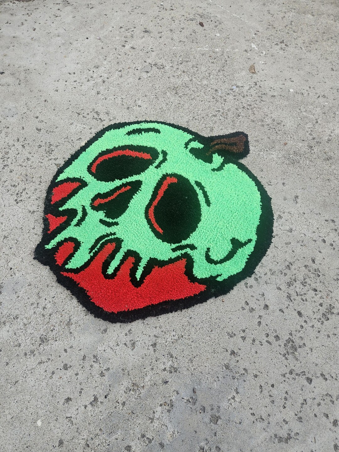 Snow White Poison Apple Rug Black Light Reactive - Etsy