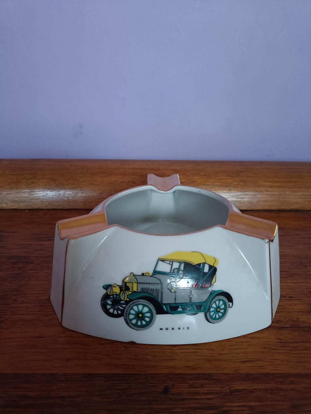 VINTAGE Cigar Ashtray Featuring Three Vintage Cars.. Morris,rolls Royce ...