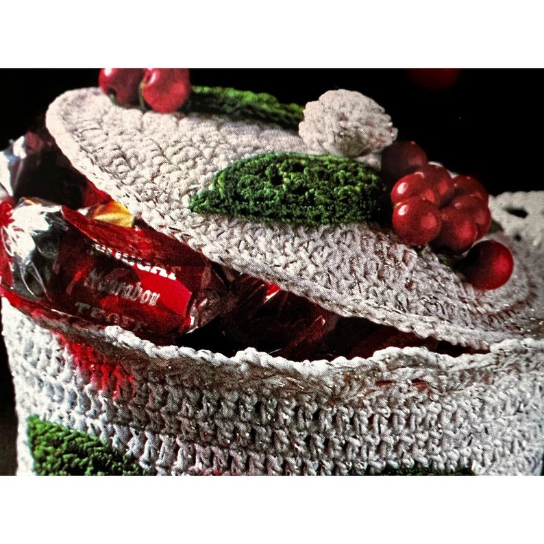 Vintage Christmas Crochet Candy Jar Pattern – 1980s PDF, Perfect for ...