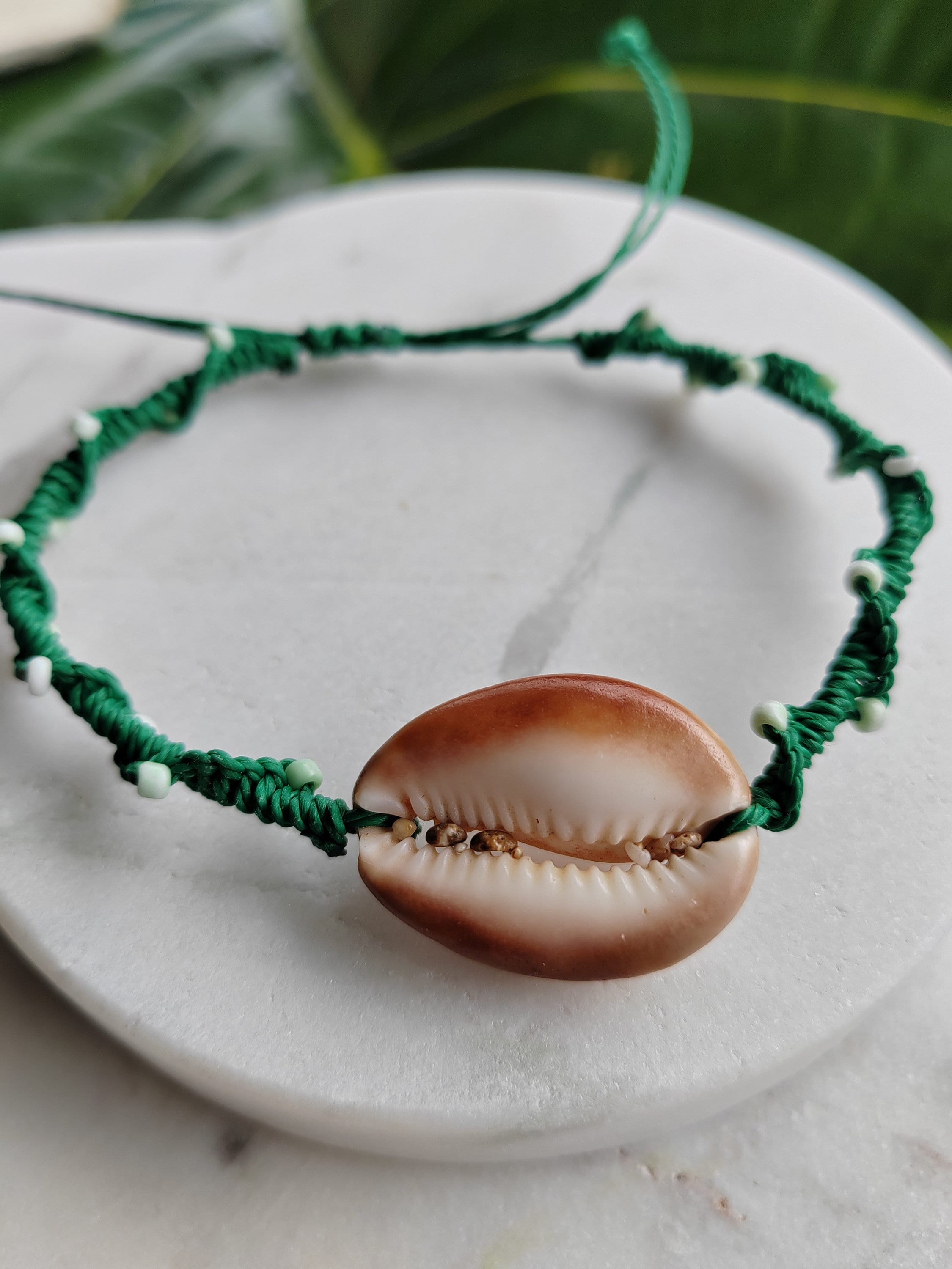 Handmade Hawaiian Seashell Bracelet - Etsy