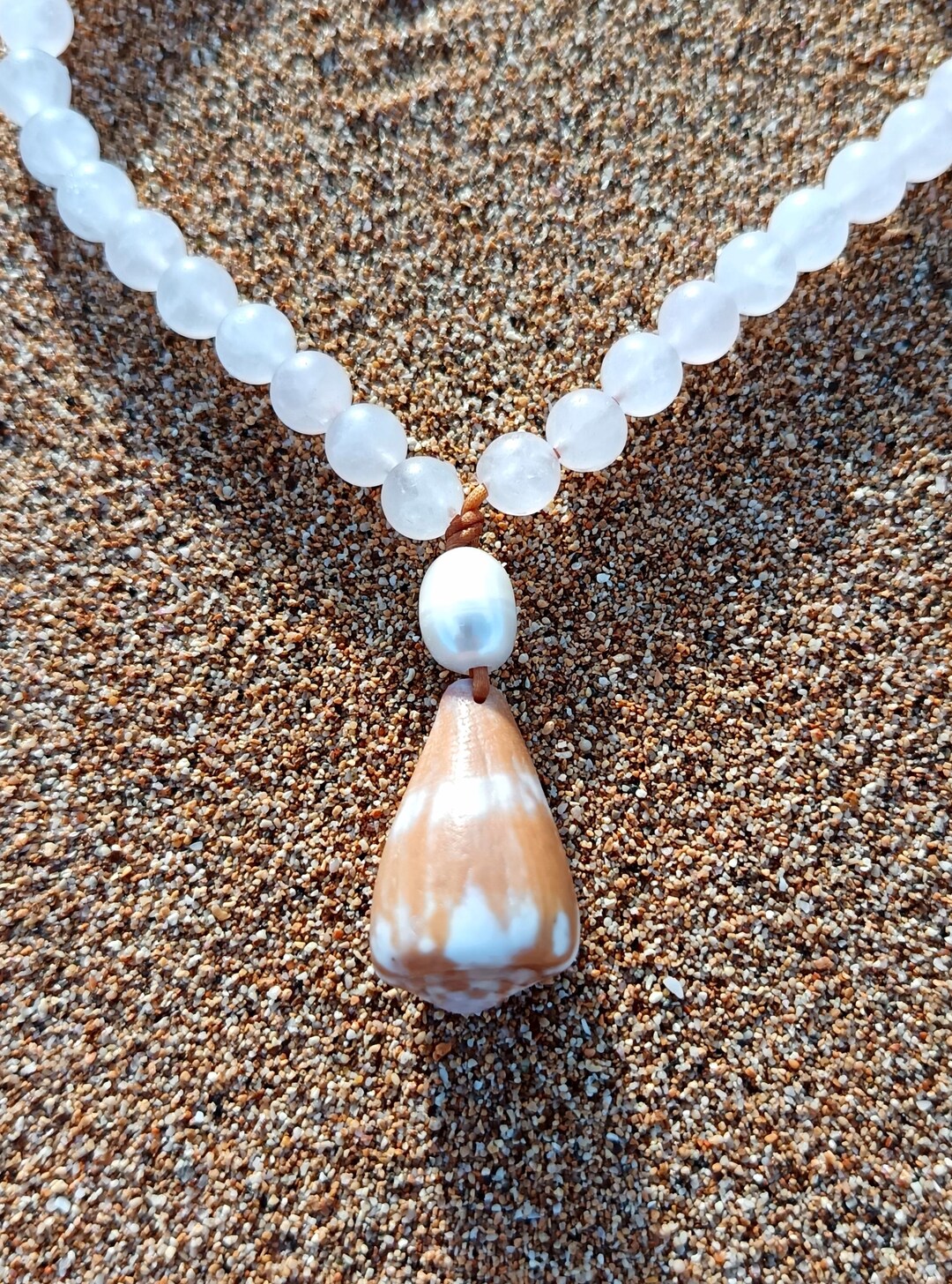 Hawaiian Light Brown Rat Cone Shell, Freshwater Pearl and Rose Quartz ...