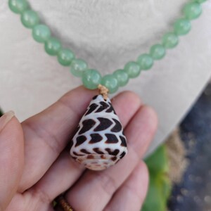 Hawaiian Genuine Hebrew Cone Shell and Jade Gemstone Adjustable ...