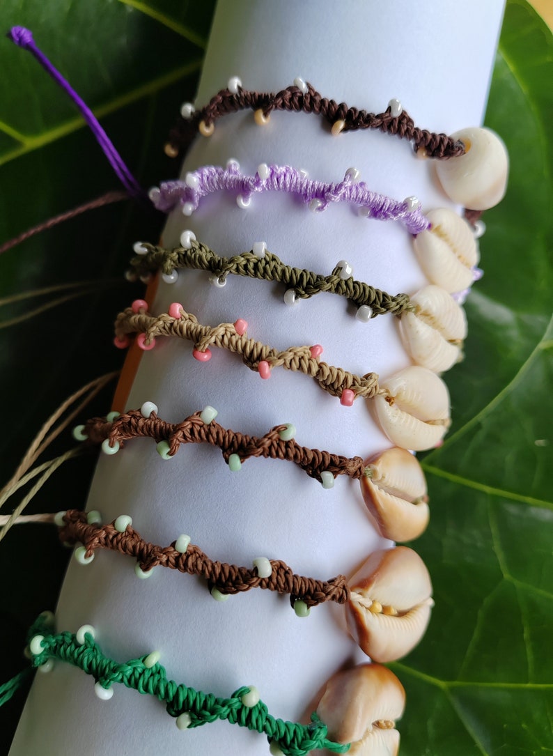 Handmade Hawaiian Seashell Bracelet - Etsy