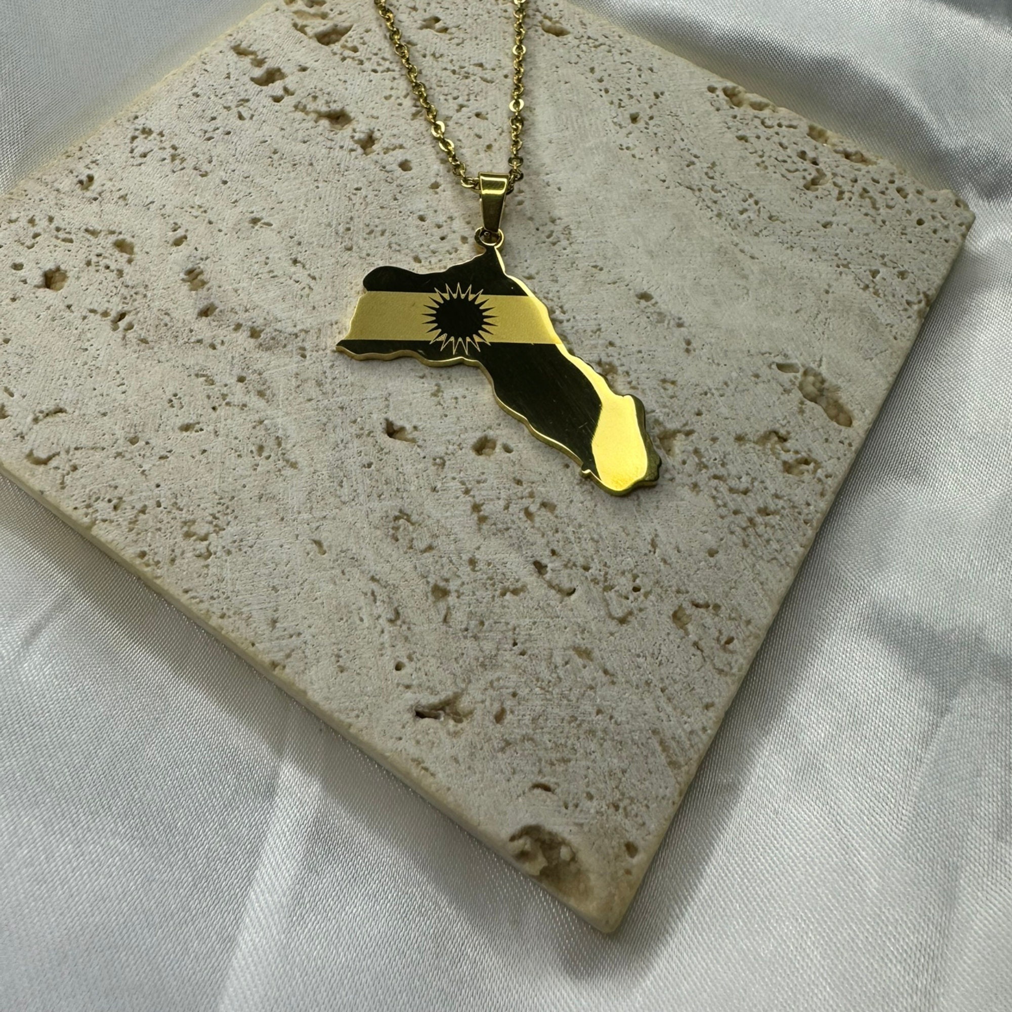 Kurdistan Region Map Outline Pendant Necklace Kurdistan Flag Charm ...