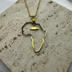 18K Gold Plated Small Jamaica Map Charm & Chain big Africa Map Outline ...