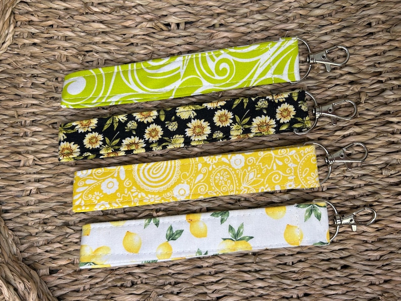 Keychain Wristlet – Handmade Fabric Key Fob | Wrist Keychain Strap for ...