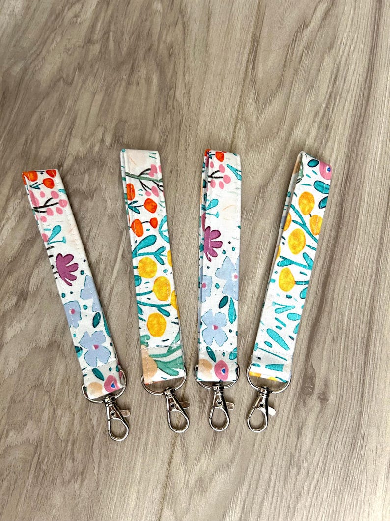 Keychain Wristlet – Handmade Fabric Key Fob | Wrist Keychain Strap for ...