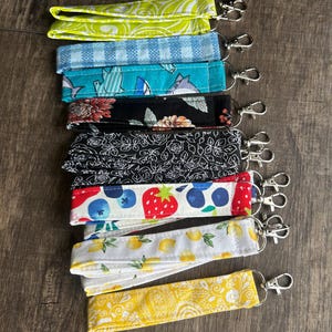 Keychain Wristlet – Handmade Fabric Key Fob | Wrist Keychain Strap for ...