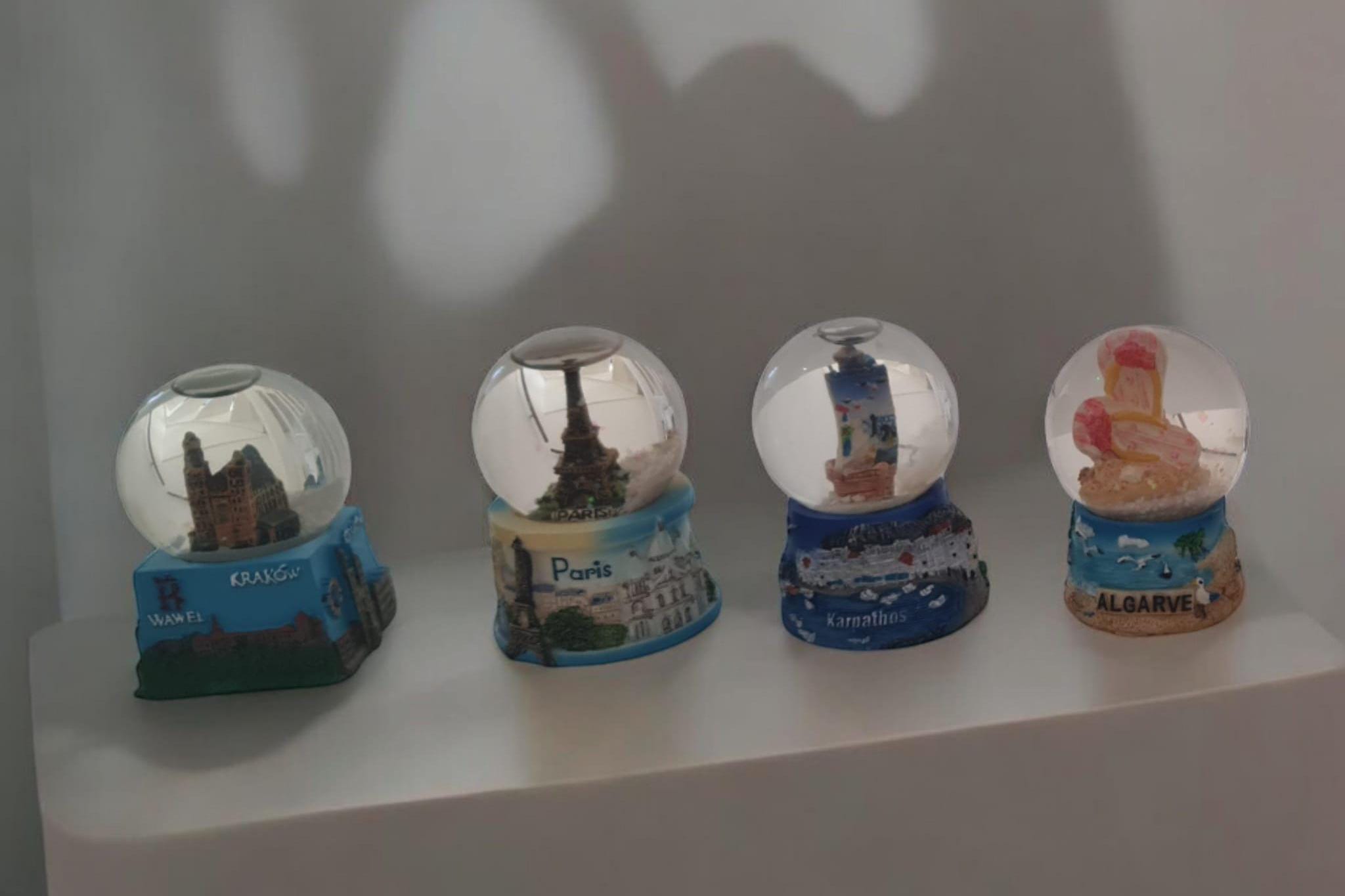 Snow Mini Globe, Souvenir Snow Ball Sofia, Krakow, Fugen Austria, Petra ...