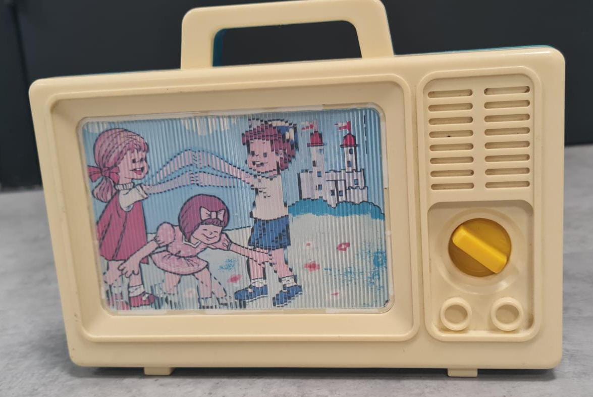 Vintage Box My Kids Toy 1985 TV Music Box London Bridge Musical TV ...