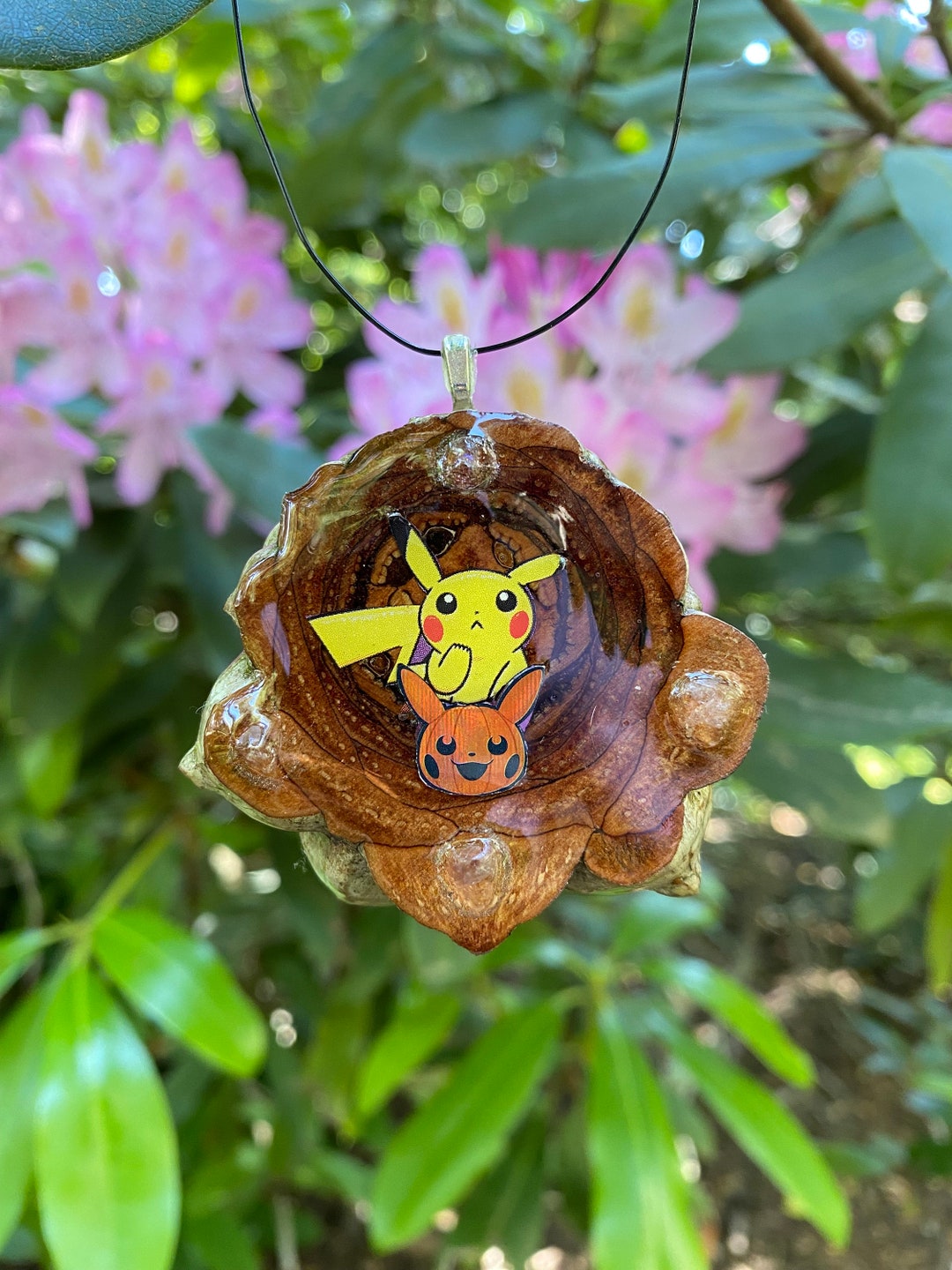 Pokémon (halloween Edition) Pinecone Pendant - Etsy