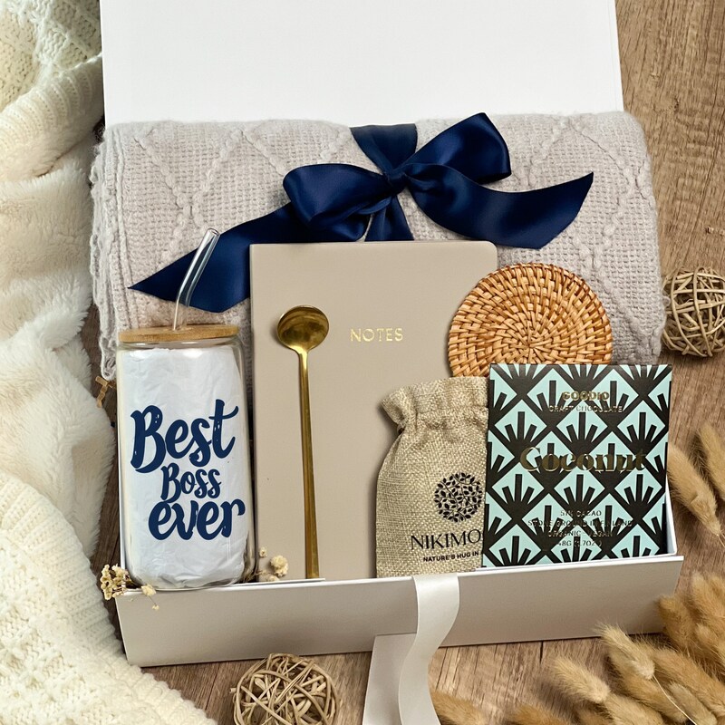 Boss Gift - 60+ Gift Ideas for 2024
