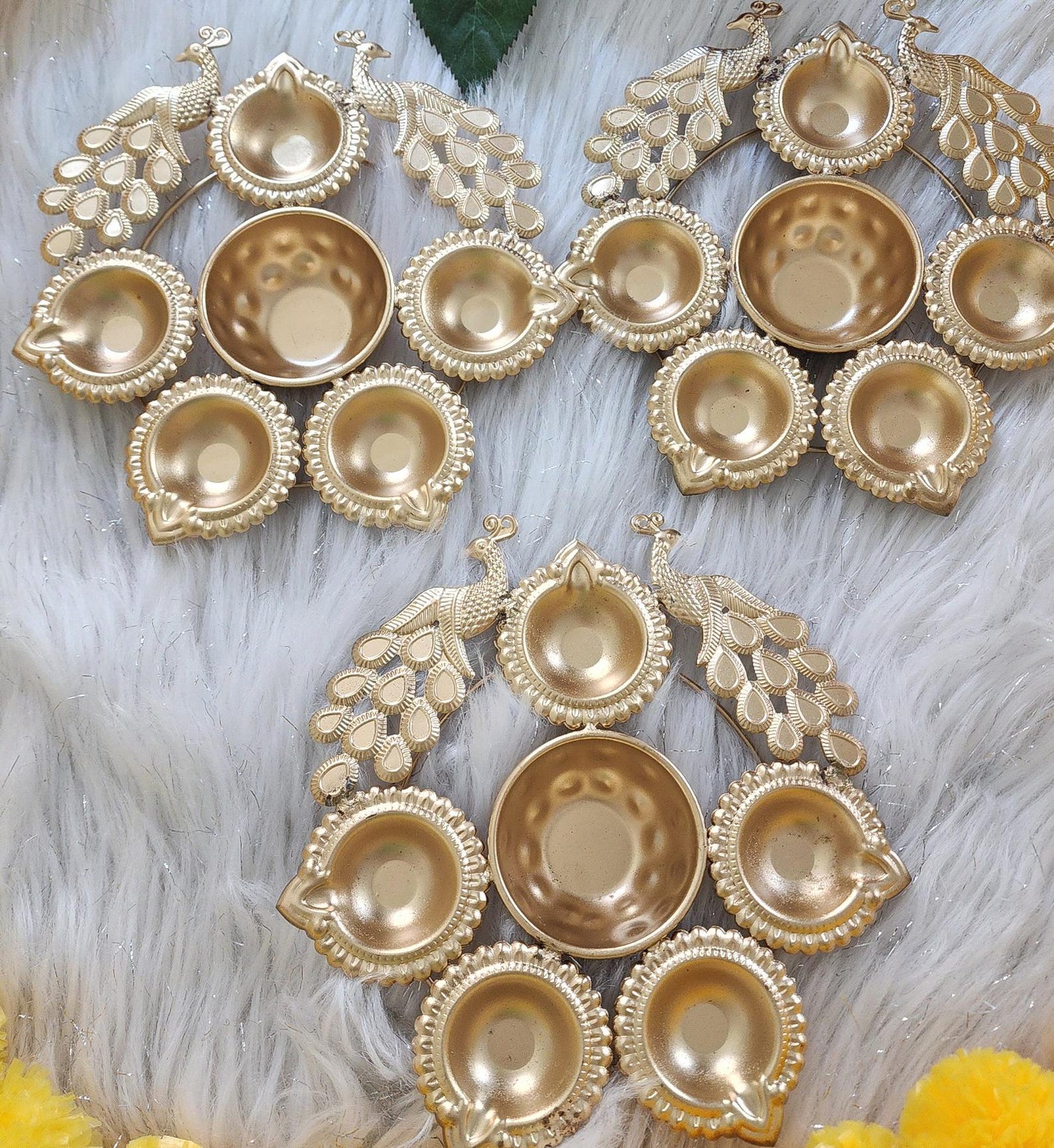 Metal Urli Diya Set Gold Diwali Decoration Housewarming Return Gift ...