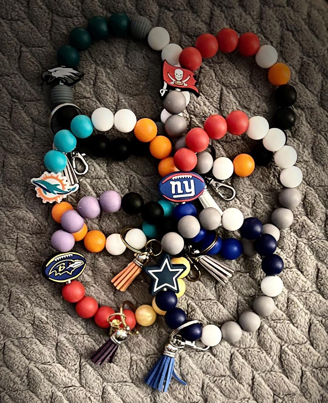 Team Inspired Wristlets - Game Day Must-have Accessories for Football ...