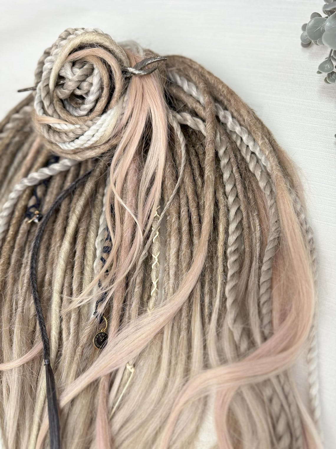 DE Crochet Dreadlocks: Textured Blond Braids, Synthetic Hair - Etsy