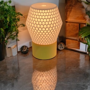 Honeycomb 3D Printed Lamp, Edison Lamp, Groovy Lamp, Cool Lamp ...
