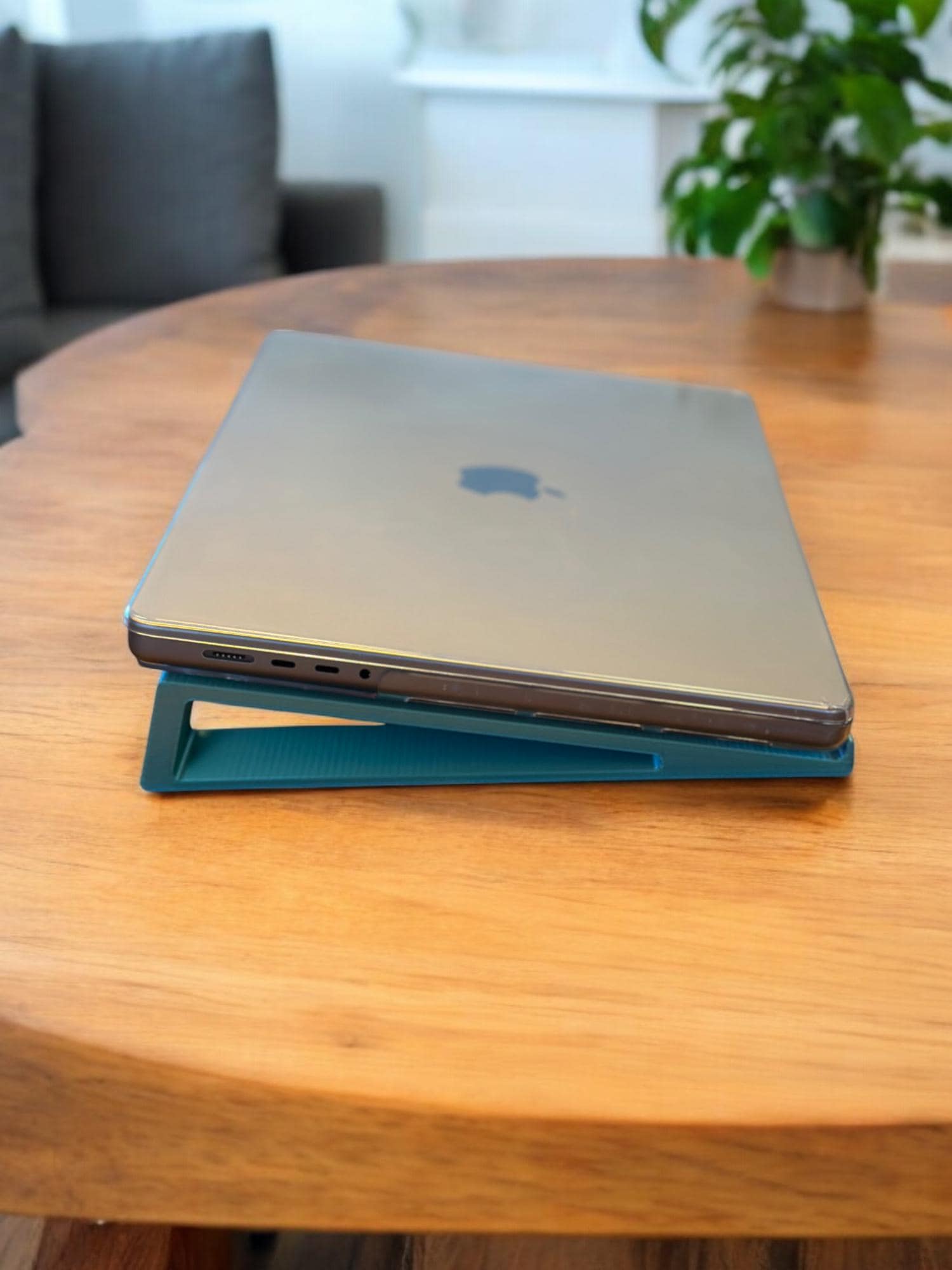 Laptop Stand 3D Printed Low Profile, Elevated Laptop Pedestal - Etsy