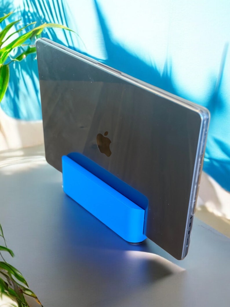 3D Printed Vertical Laptop Stand: Felt-lined MacBook Dock - Etsy