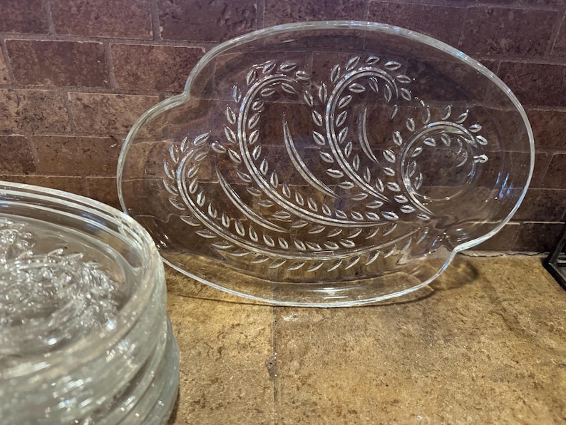 A Set of 4 Glass Snack Trays With Wheat Pattern - Etsy