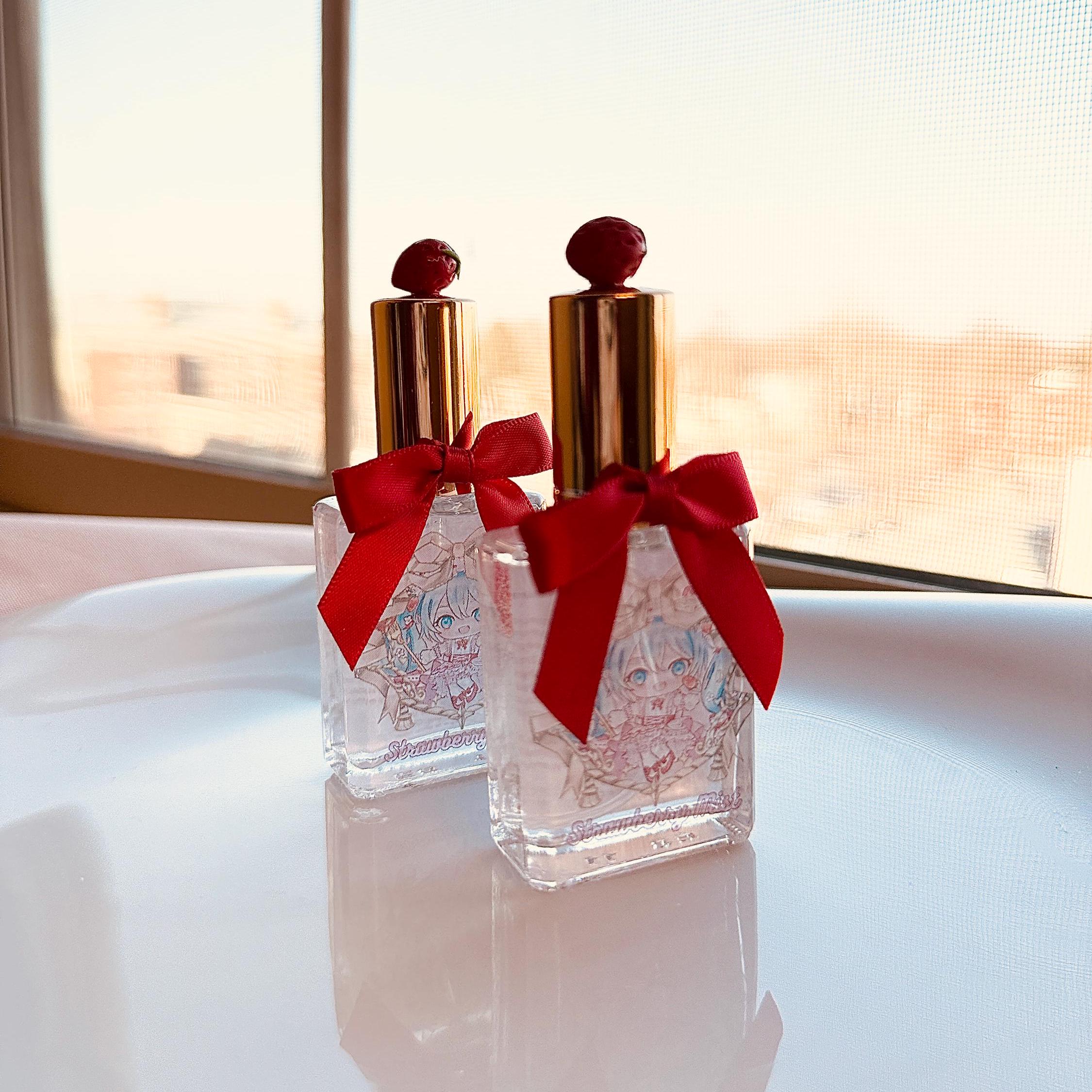 Strawberry Miku Body Mist - Etsy