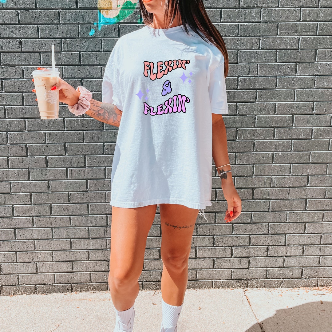 Flexin and Flexin Garment Dyed Tee Muscle Mommy Pump Cover Girls Gym ...