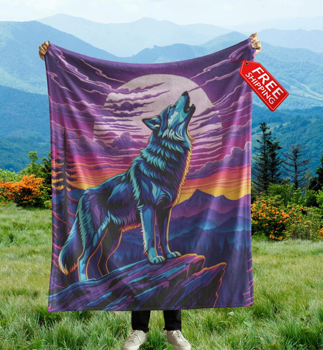 Plush Wolf Blanket, Colorful Wolf Howling at the Moon, Retro Vibe, Gift ...