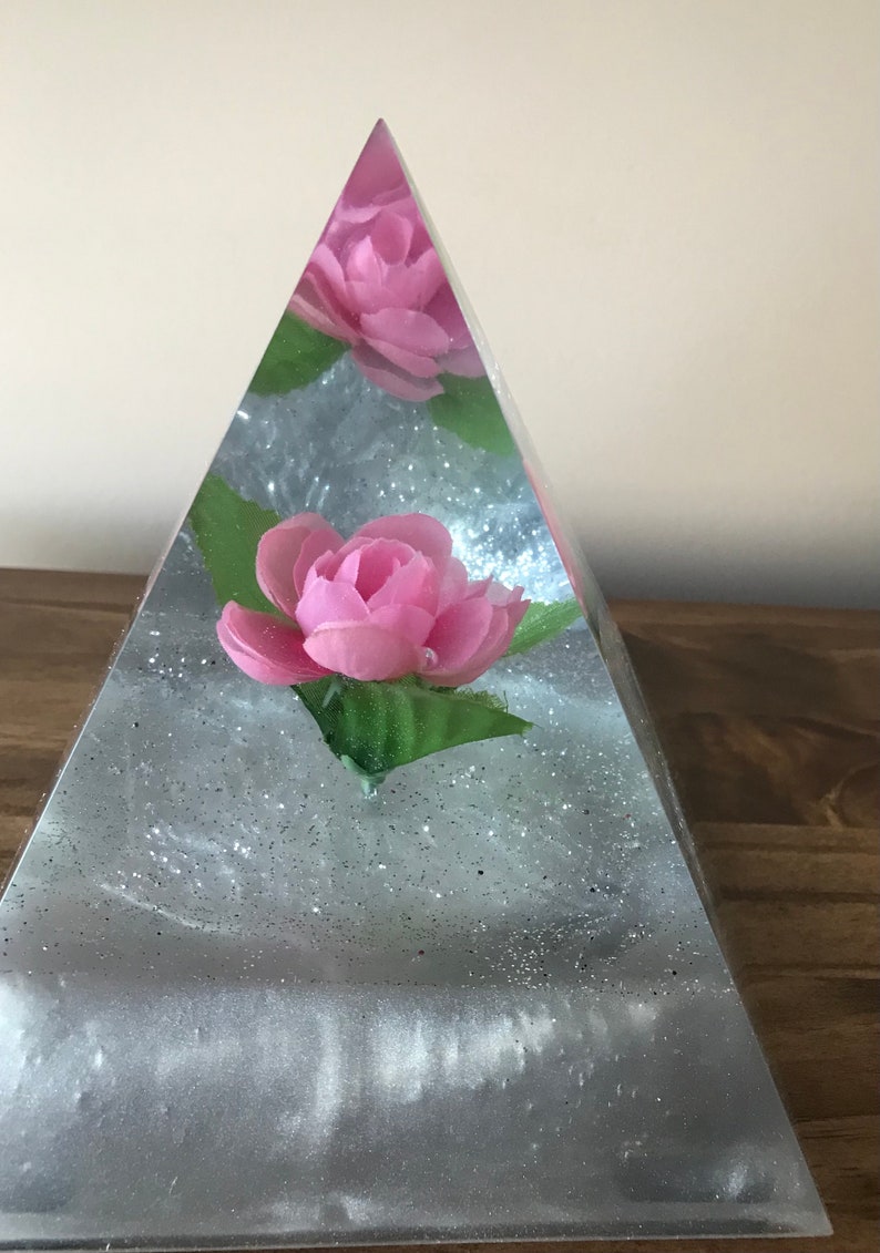 Lighted Epoxy Resin Pyramid With Pink Rose Nightlight With Remote ...