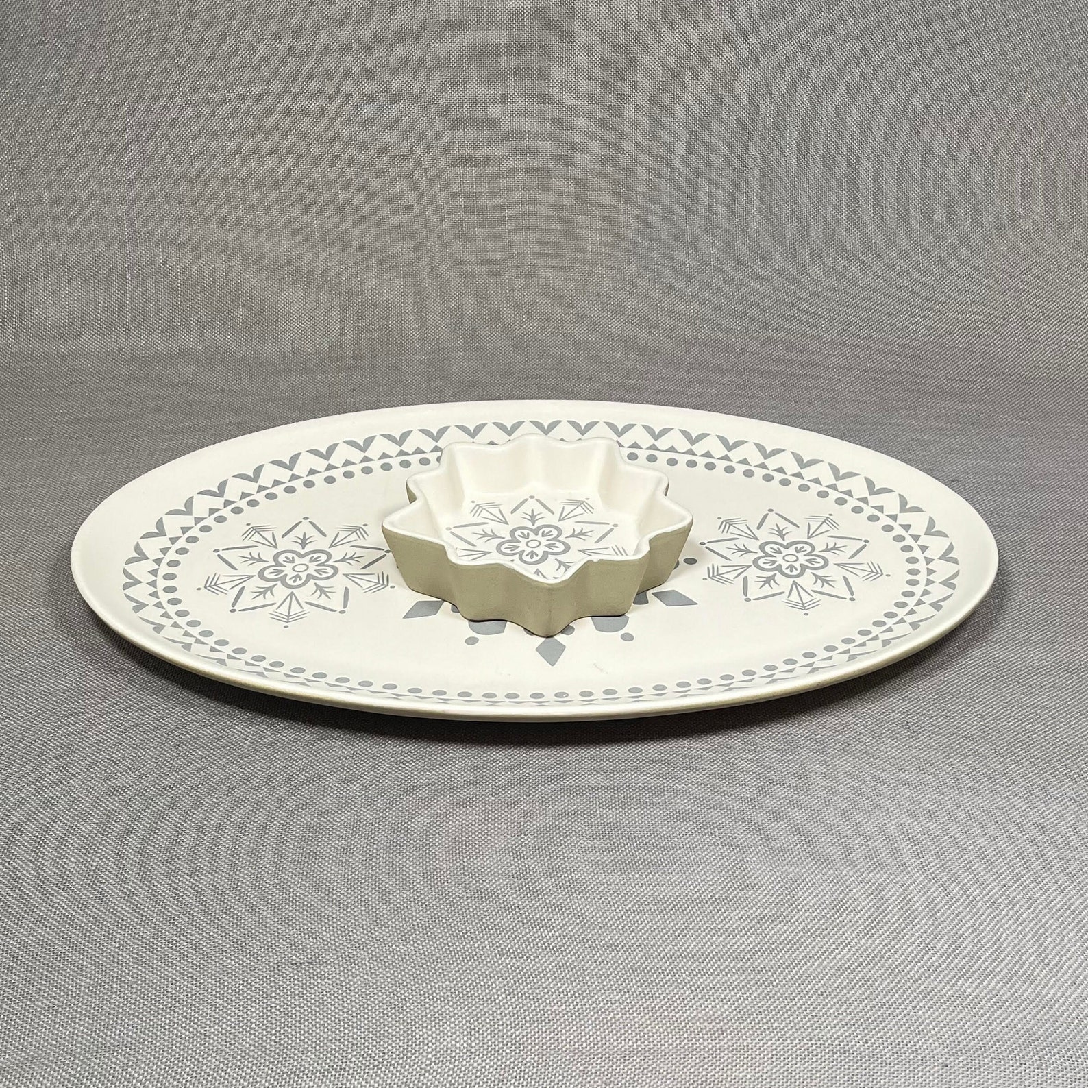 Snowflake Holiday Stoneware Serving Platter and Side Dish - Nordic ...