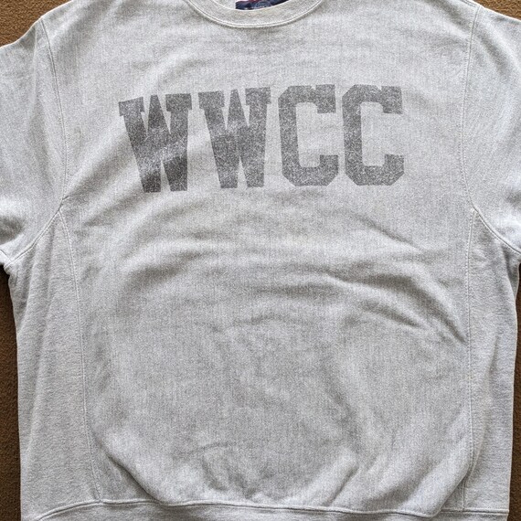 Vintage CHAMPION WWCC American College Sweatshirt - Gem