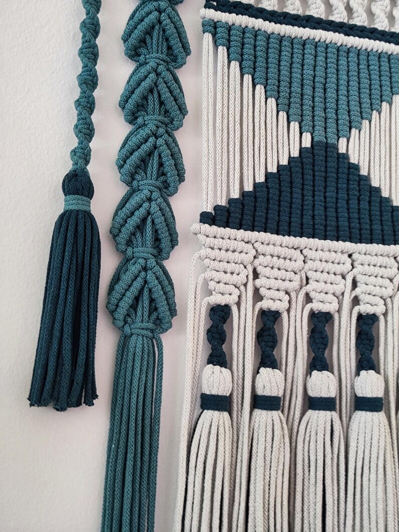 Boho Chic Macrame Wall Hanging PDF Tutorial | 75-page DIY Guide With ...