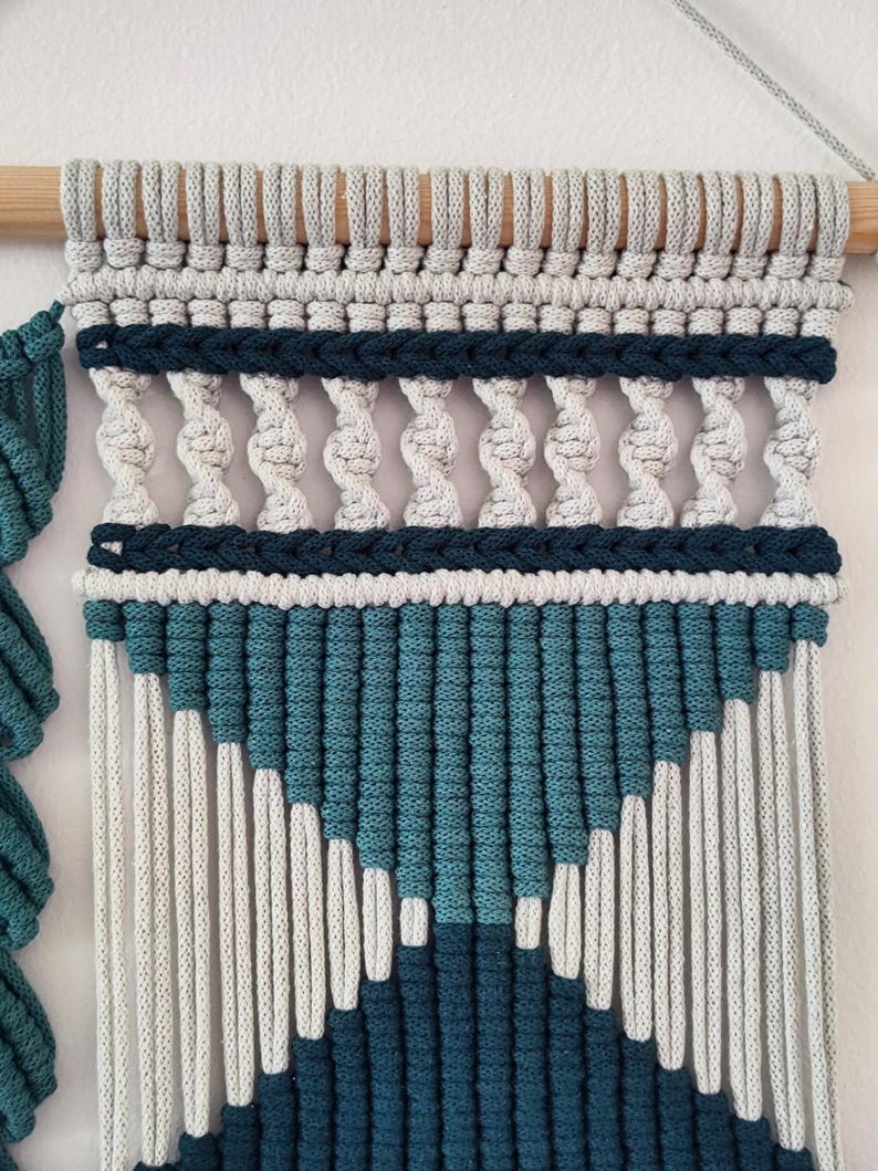 Boho Chic Macrame Wall Hanging PDF Tutorial | 75-page DIY Guide With ...